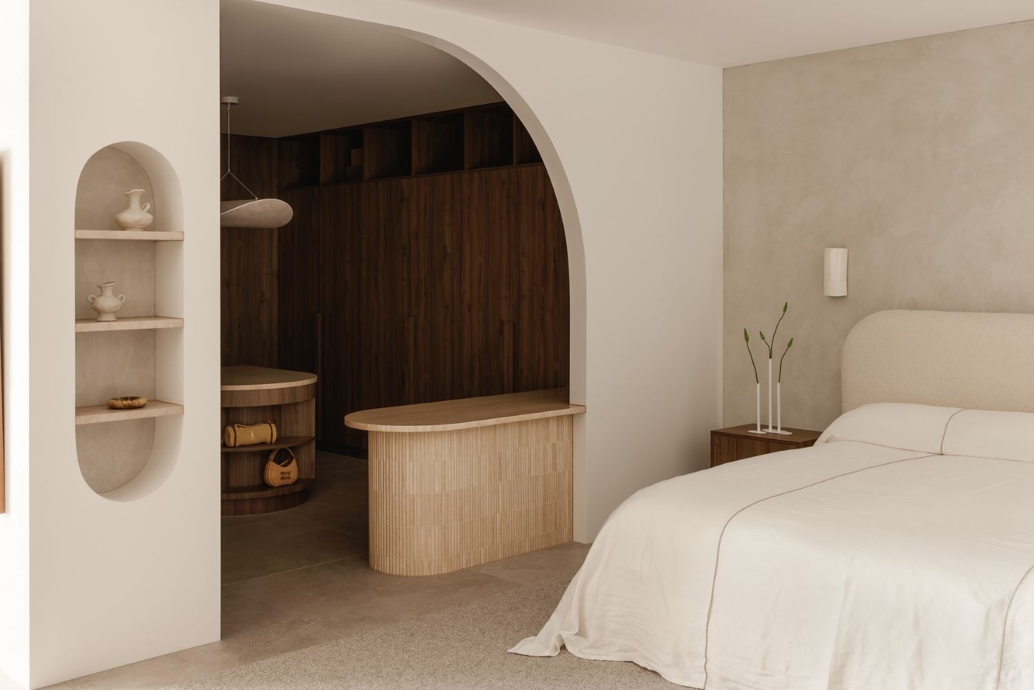 Grece Home Tour Brisbane Thessy Georgio Batsinilas - Style Sourcebook