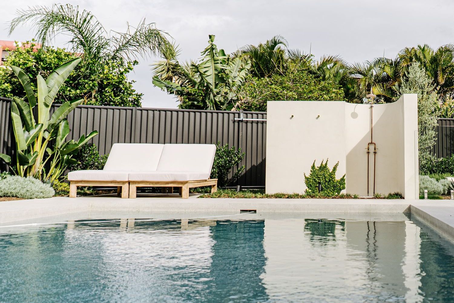 The Art of Landscape Design with Elizabeth Weyer - Style Sourcebook