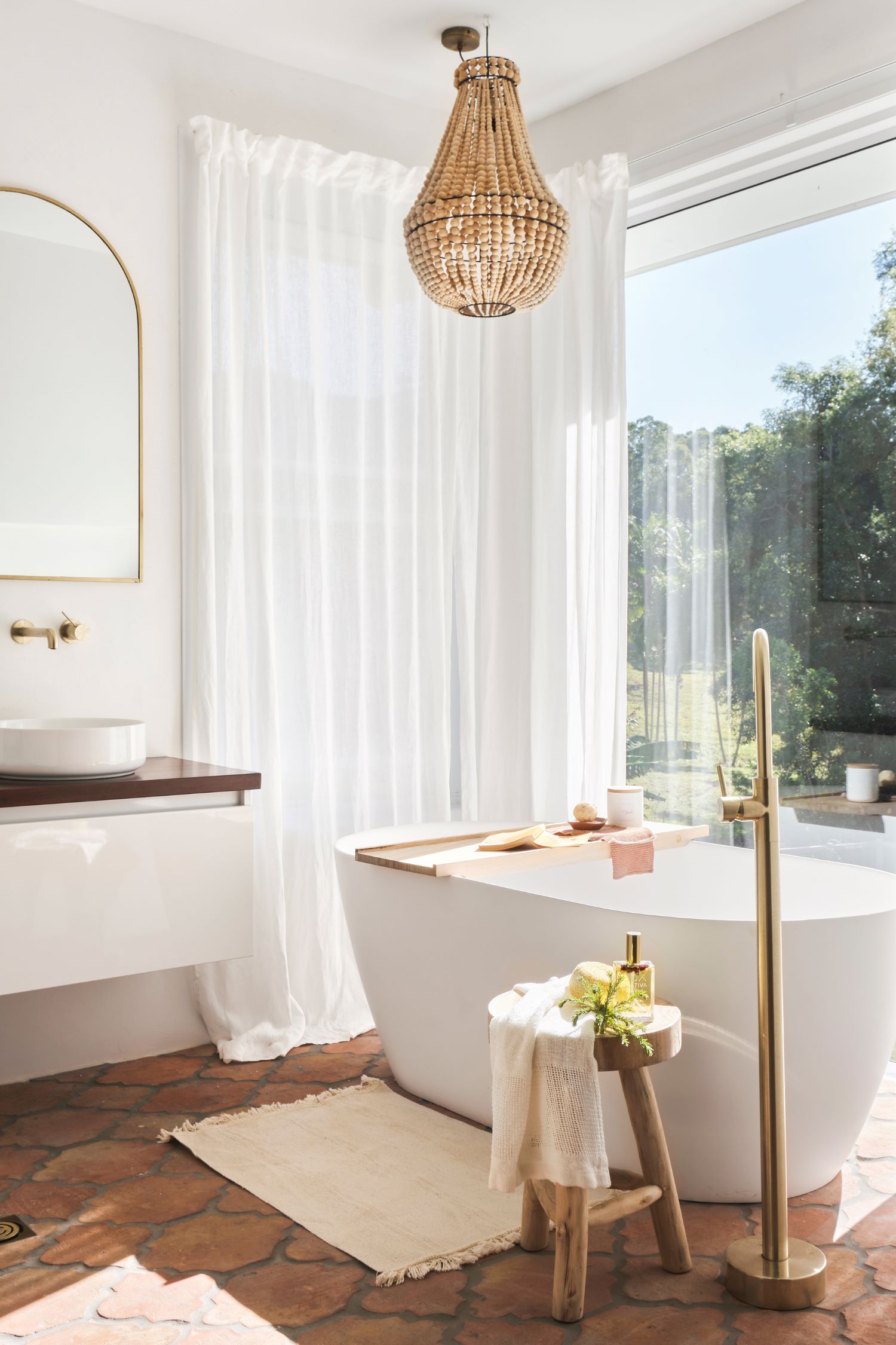 How to Achieve a Coastal Bathroom Design - Style Sourcebook