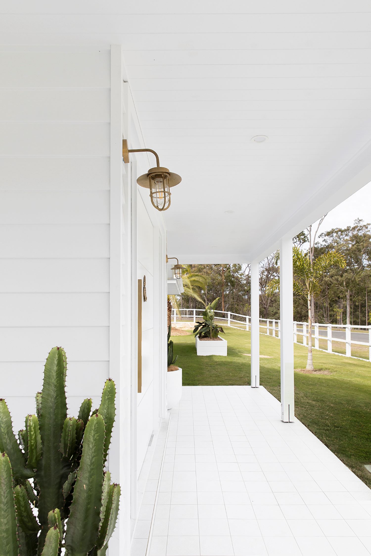 Step Inside The Coastal Barn Dream Home That Is Literal House Goals ...