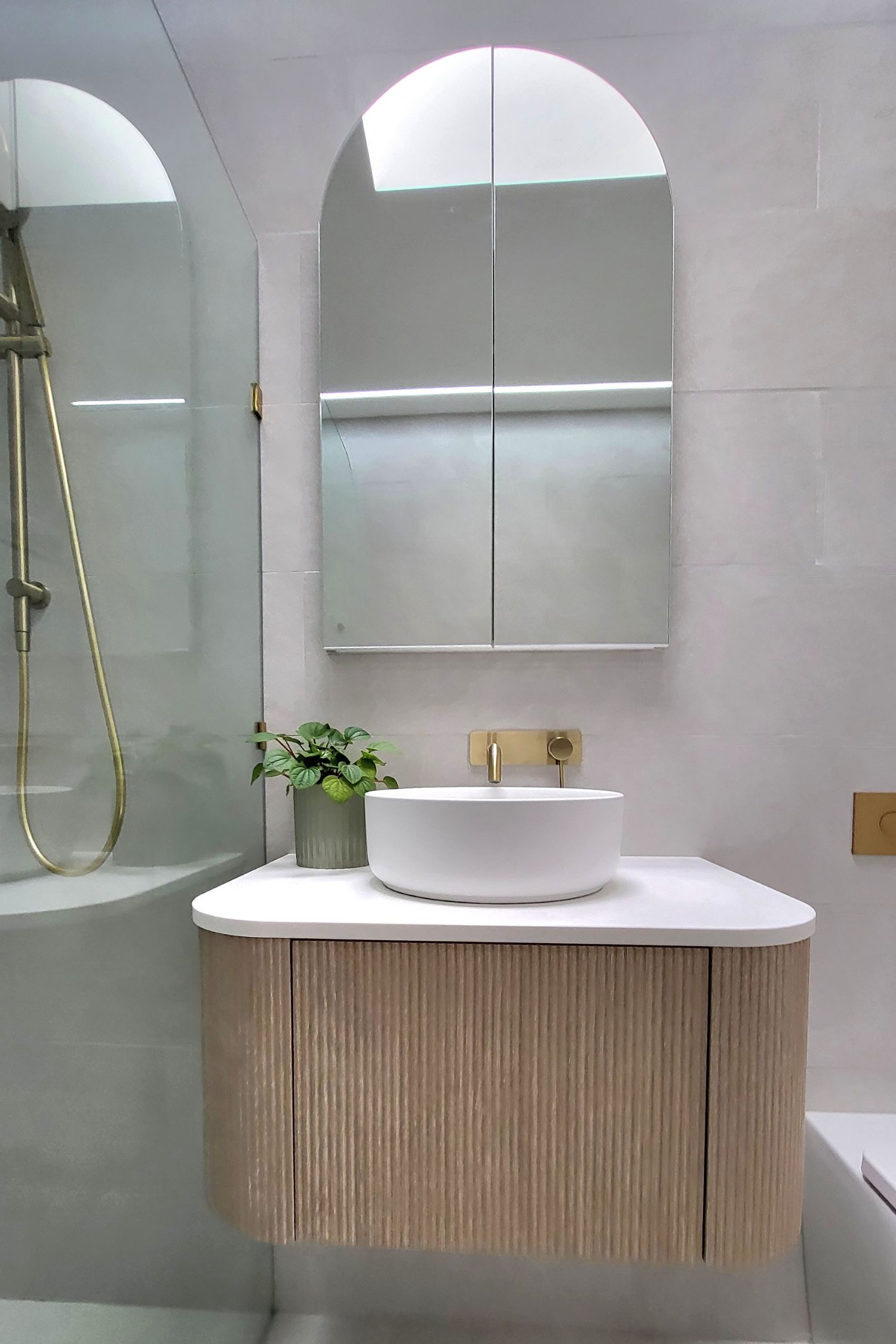 Design Tips for Small Bathrooms - Style Sourcebook